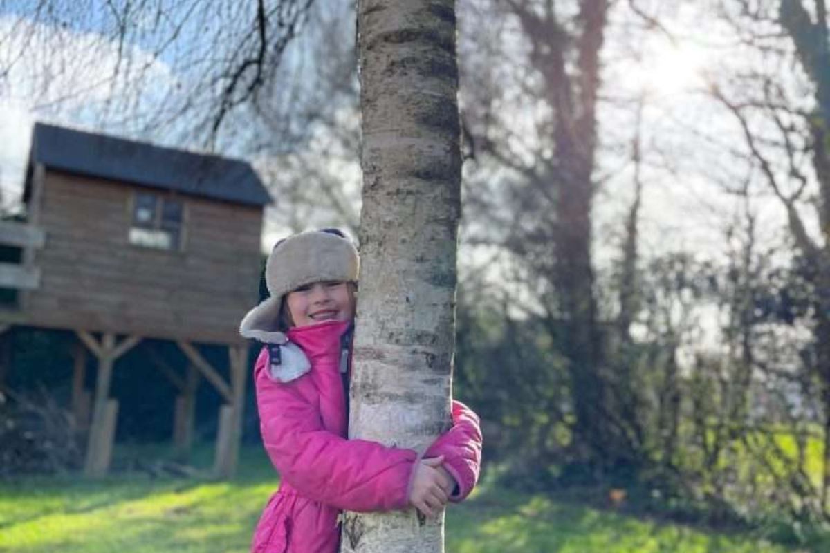 Connecter l’enfant à la nature : 40 activités à tester ! – Grandir Zen